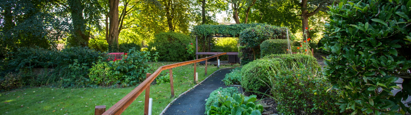 Cleveland House Care Home, Huddersfield, West Yorkshire | Bupa UK